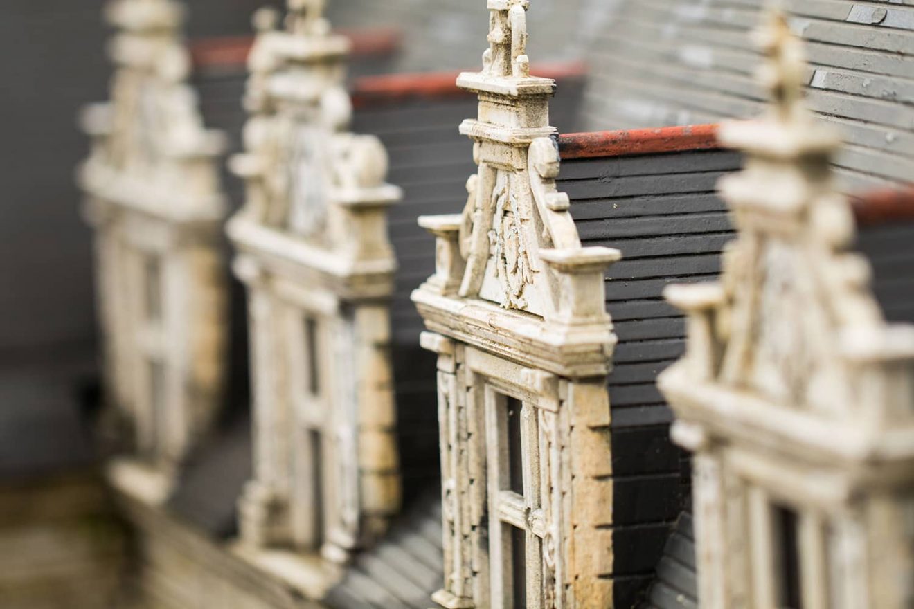 Mini-Châteaux - Des chefs d'oeuvres du Val de Loire en miniature ...