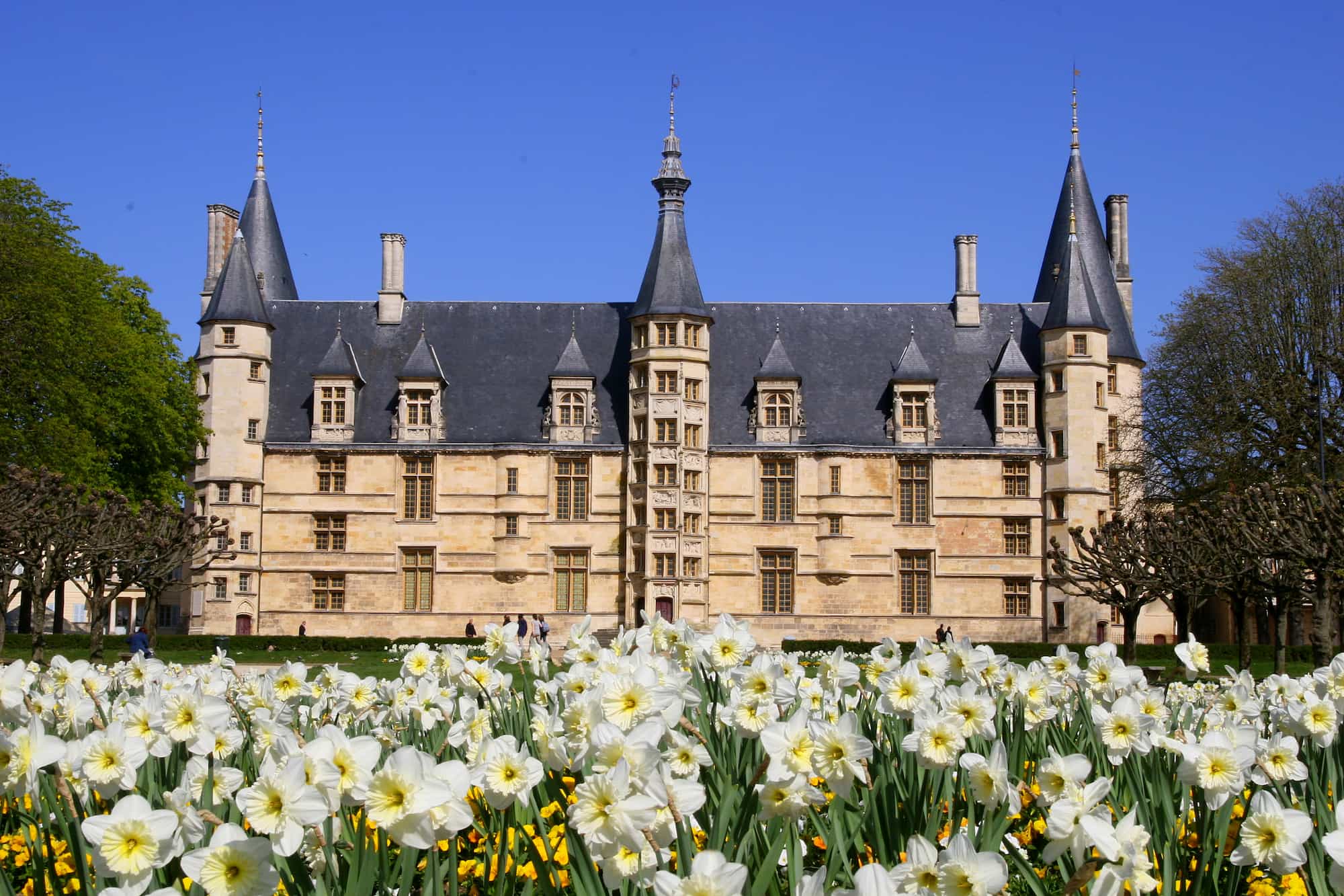 Le Palais ducal, lieu de vie et de culture à Nevers | Val de Loire