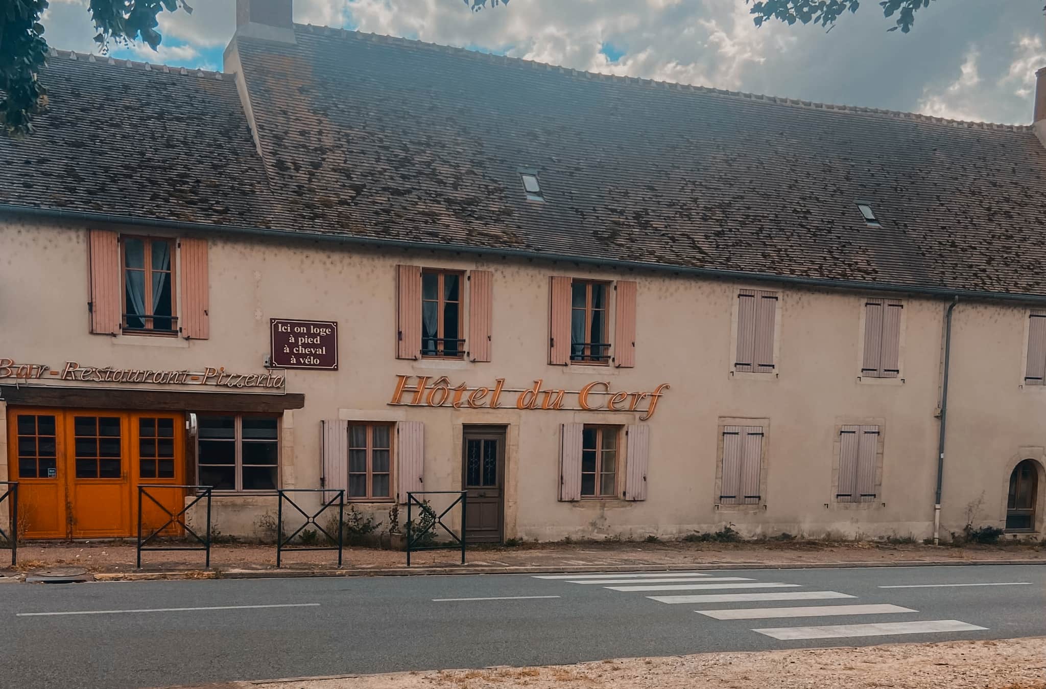 Réouverture de l’hôtel du Cerf à La Guerche-sur-l’Aubois