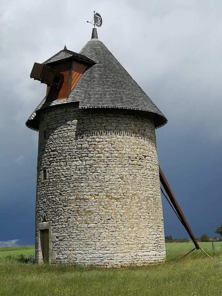 Découvrez le dernier moulin à vent de Chalivoy-la-Noix